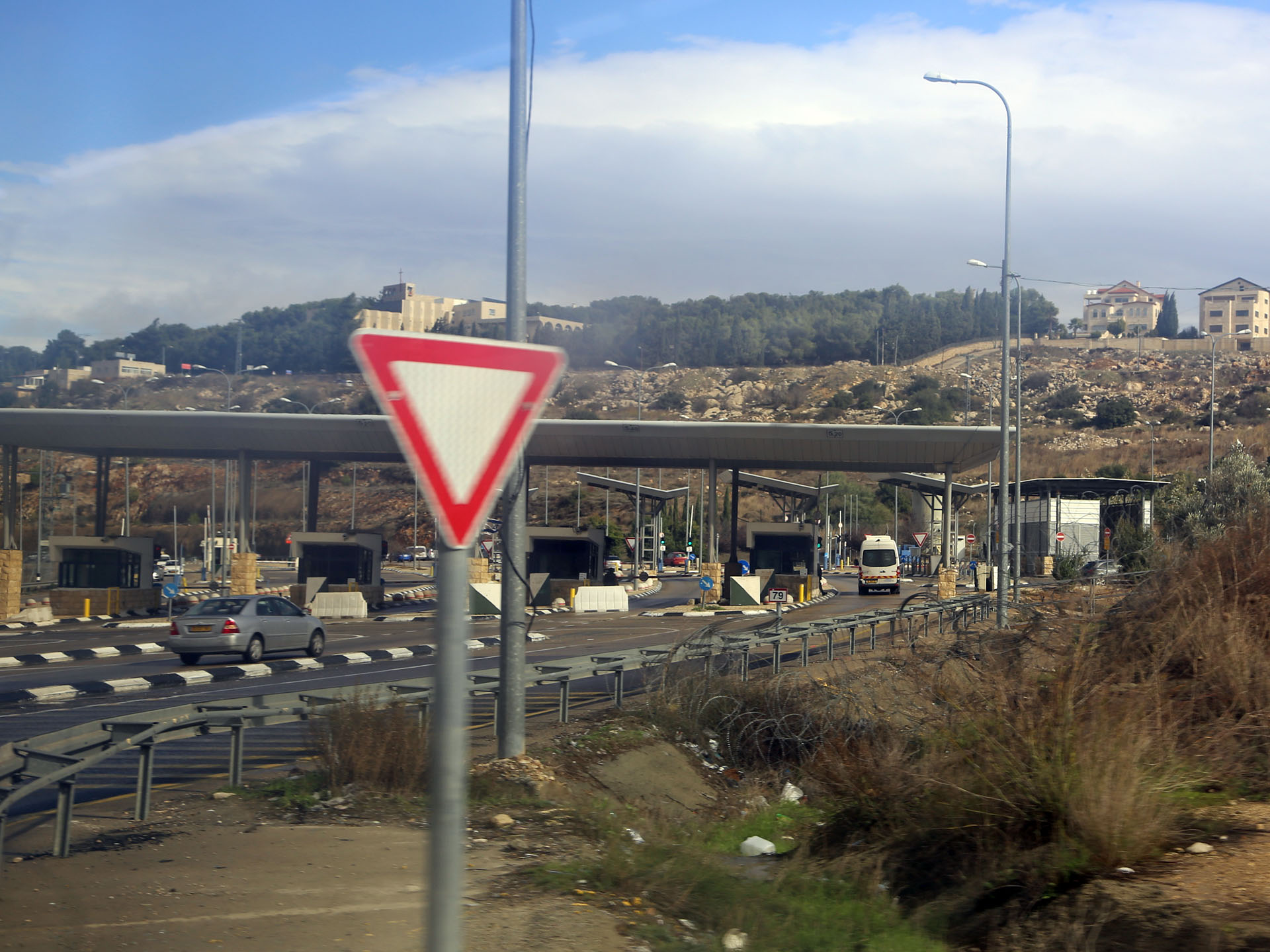 イエス生誕の地 : ベツレヘムの聖誕教会と巡礼路 The World Hertage.com 世界遺産への旅